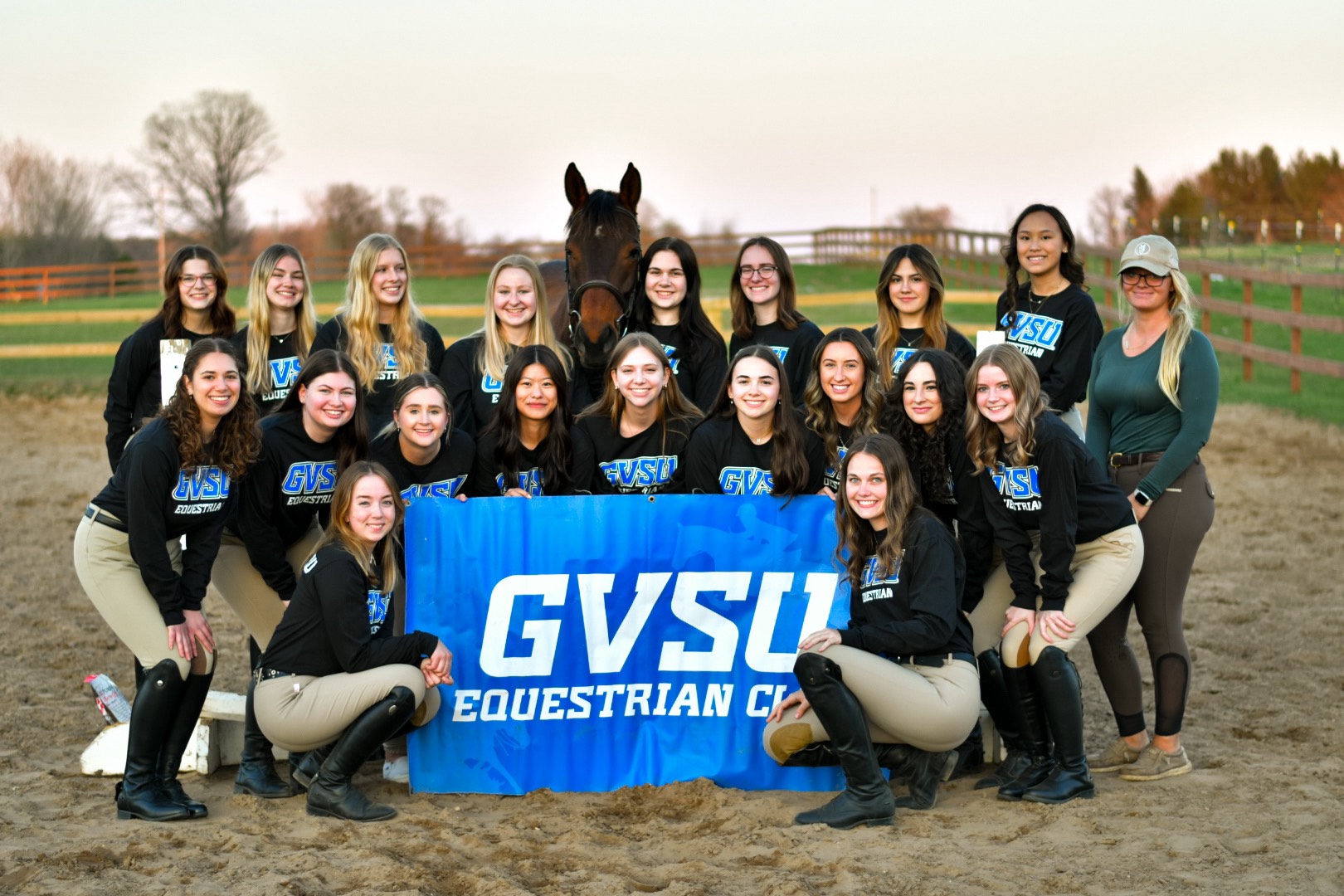 Equestrian Club- Hunt - Club Sports - Grand Valley State University